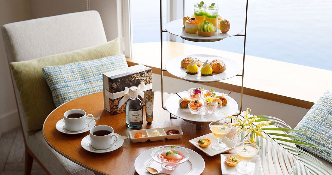 In Room Dining (Room Service) | InterContinental Tokyo Bay